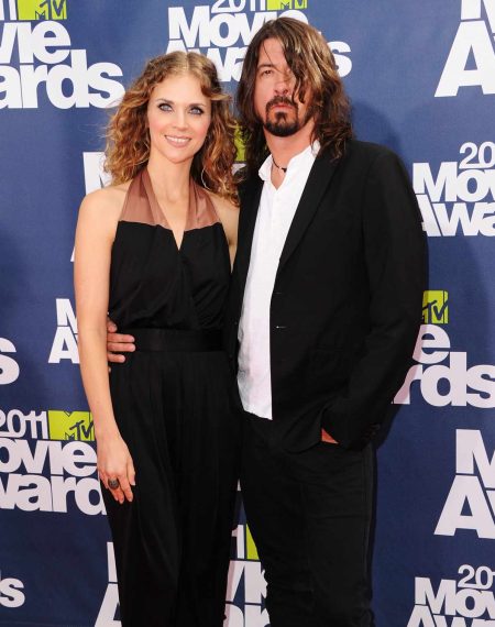 Dave Grohl's Personal Life, Siblings, Parents, Wife, Girlfriend, Kids ...